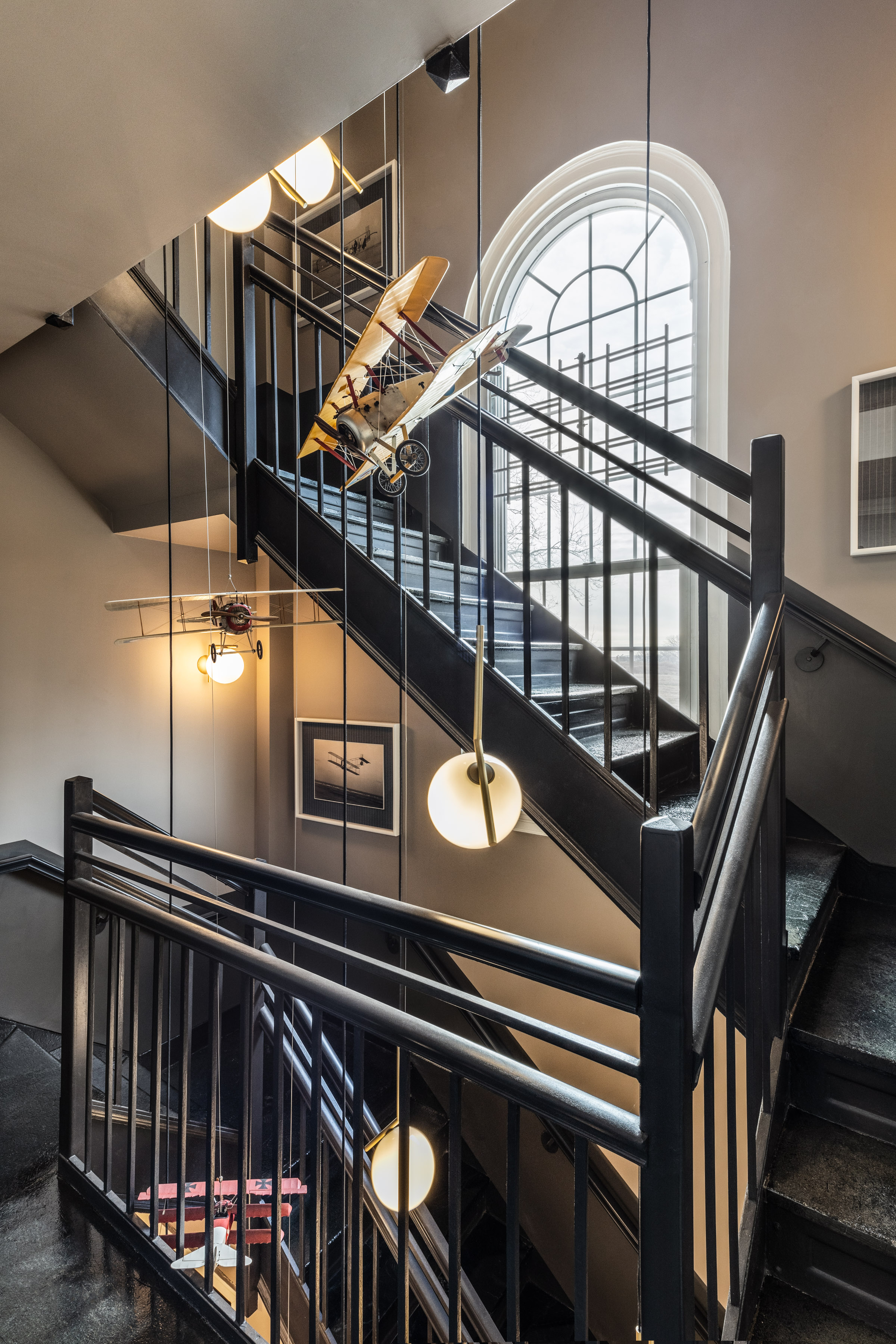 Contract Projects | Flos