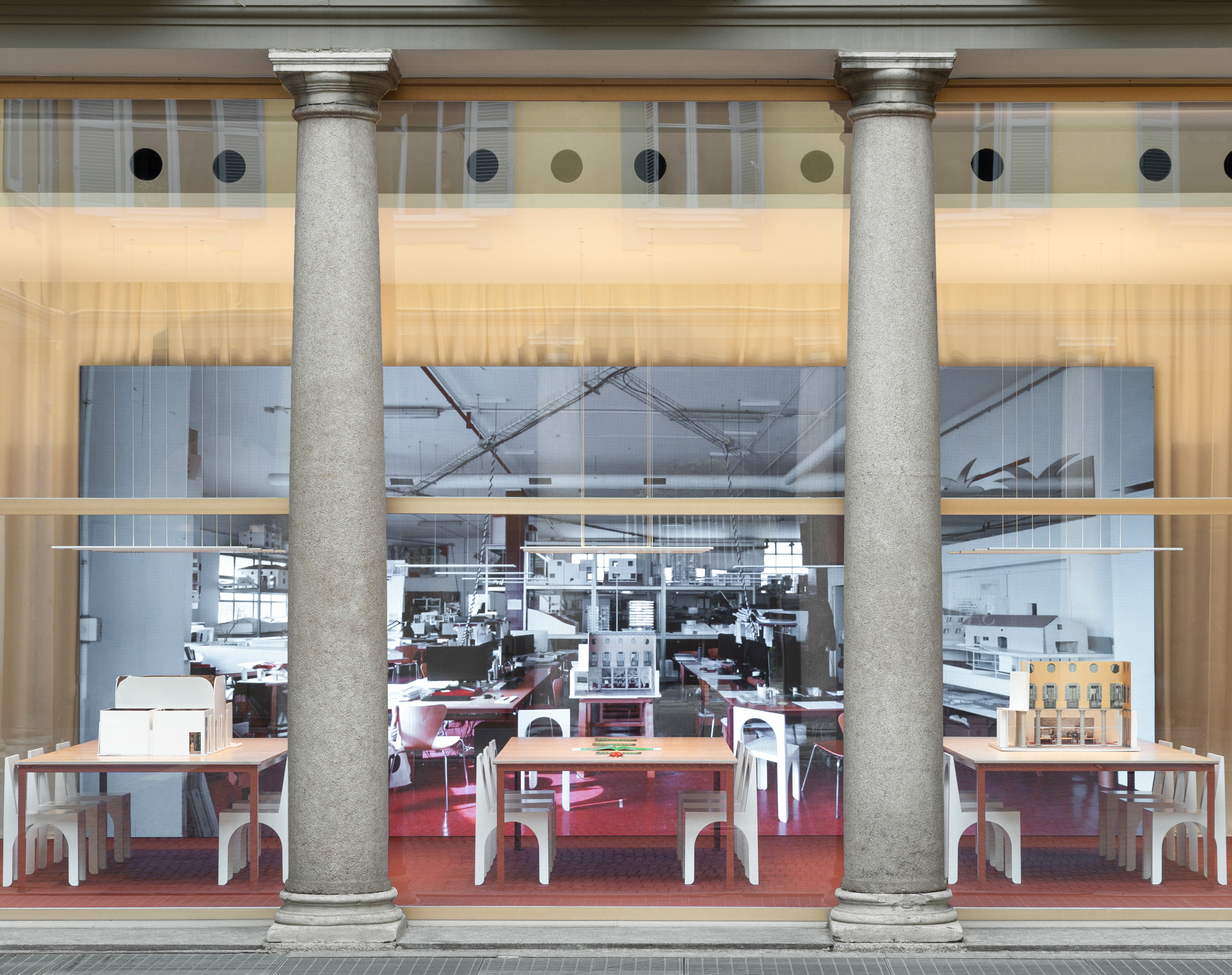 Professional Space | Official Website | Flos