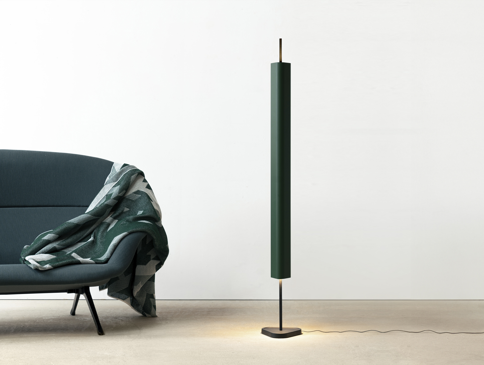 Browse Emi Floor | Flos