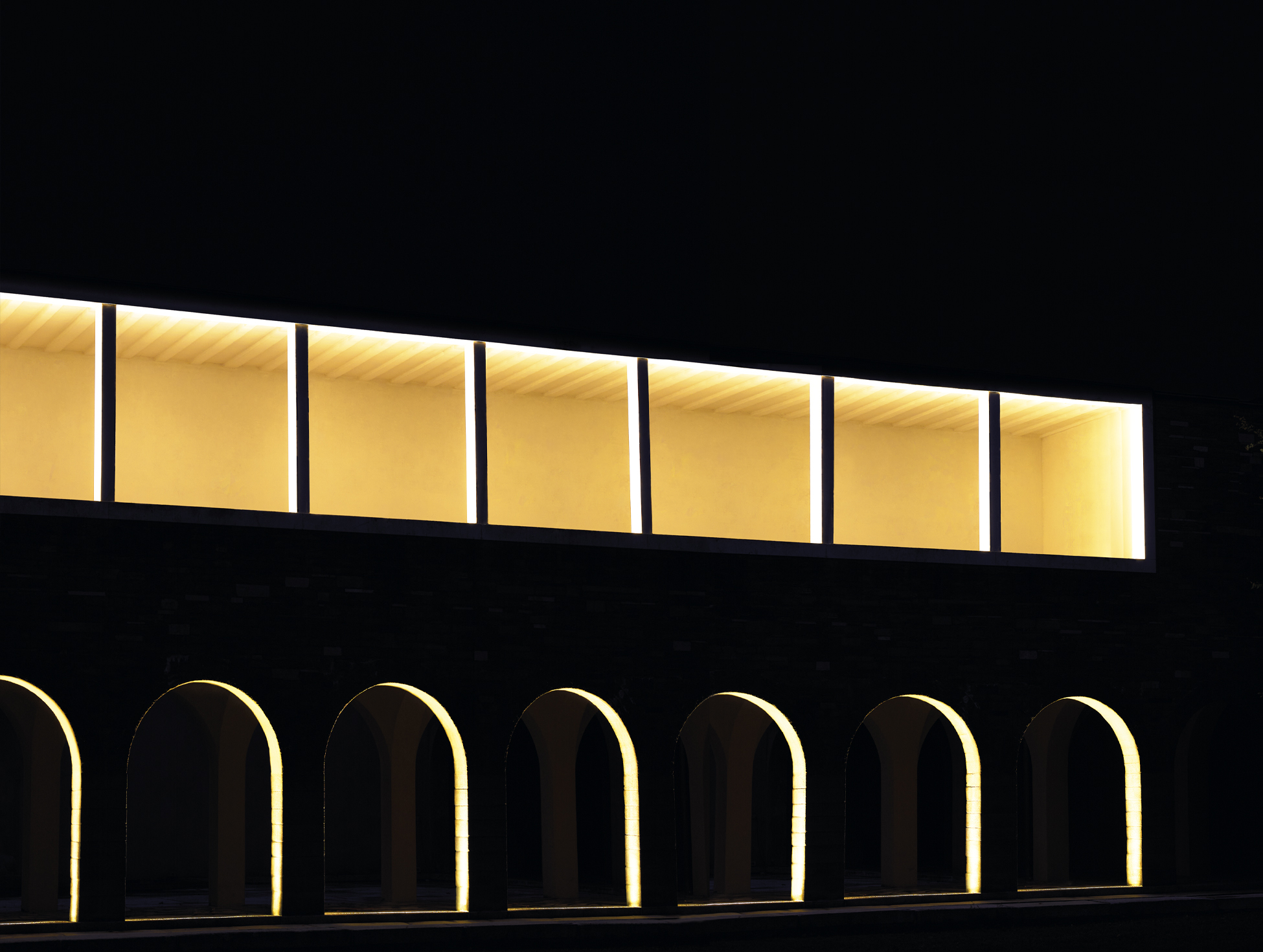 Browse Ingraze Frame | Flos