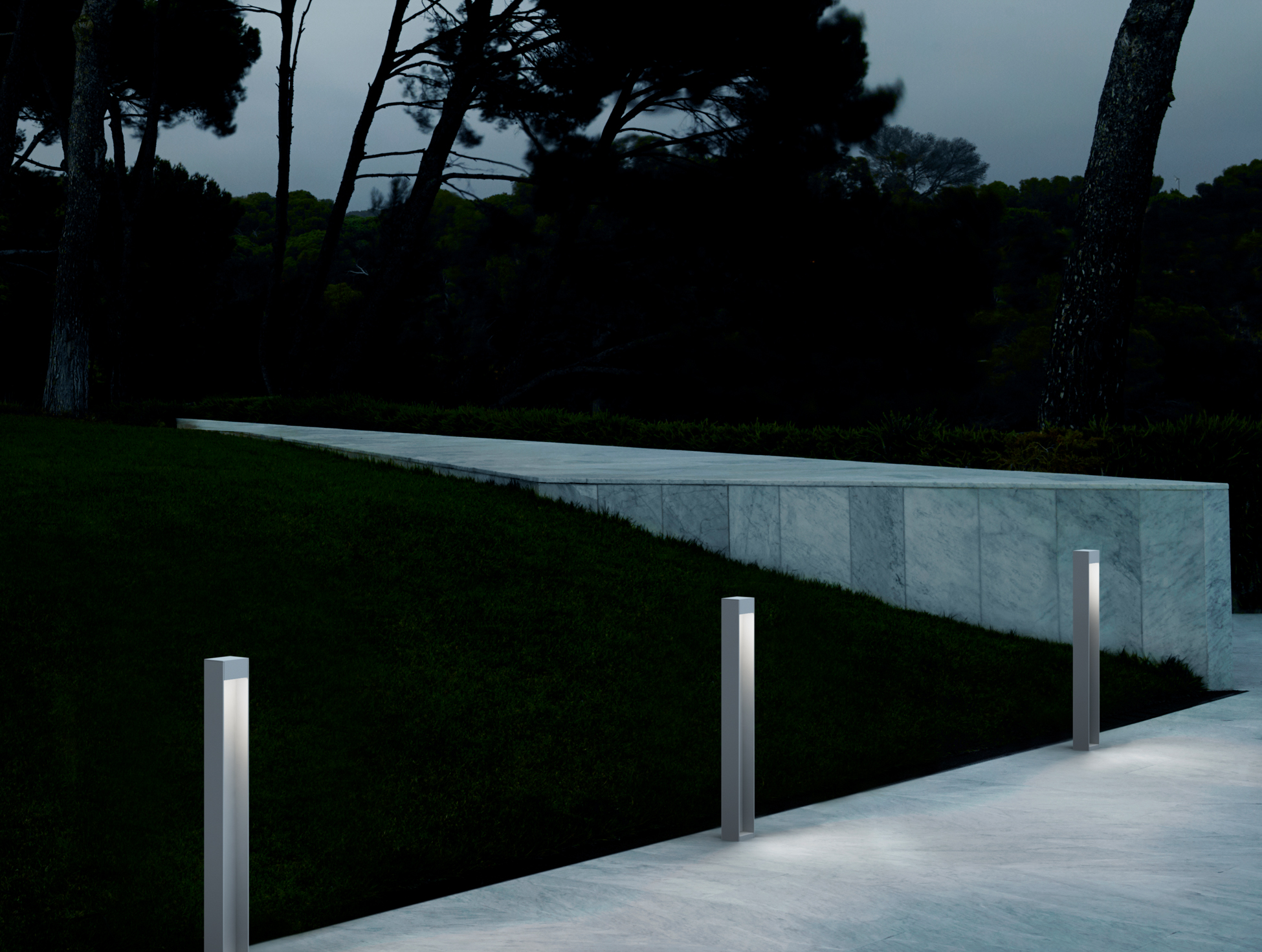 Klein Pro outdoor Bollard lights | Flos