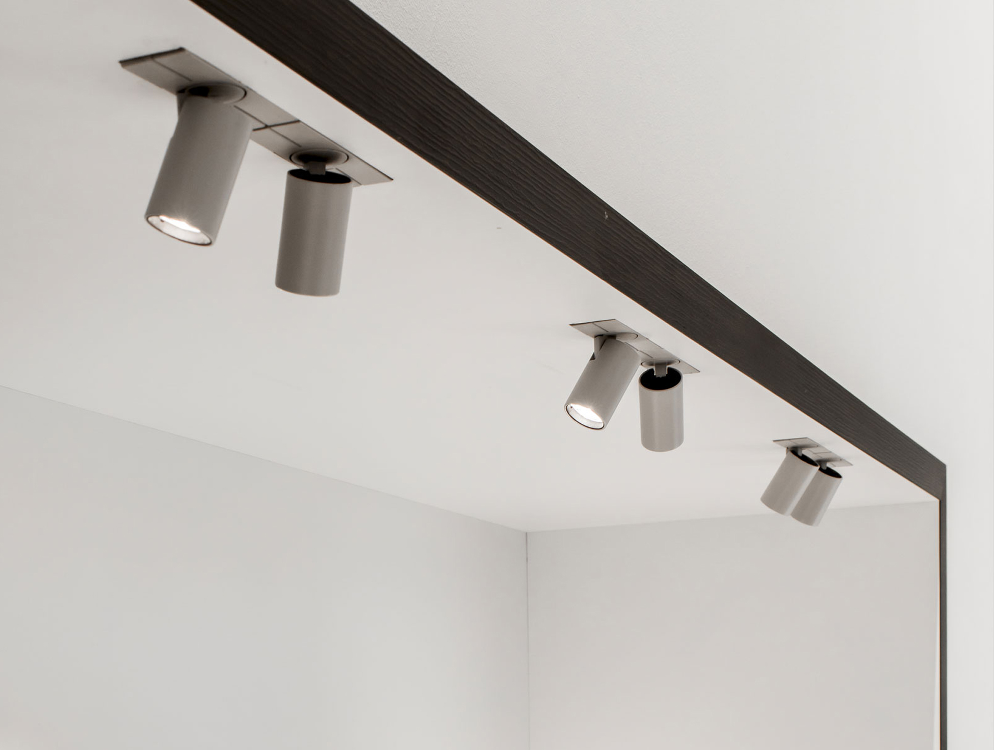 Rossano Ferretti Hair spa | Projects | Retailers | Flos