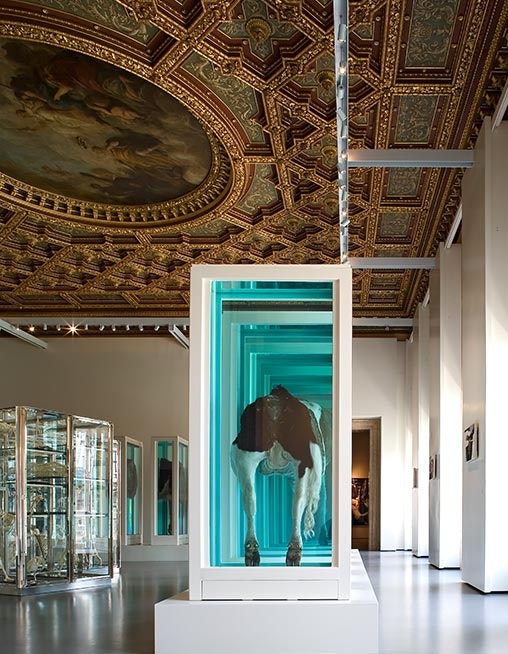 Palazzo Grassi | Projects | Museums | Flos