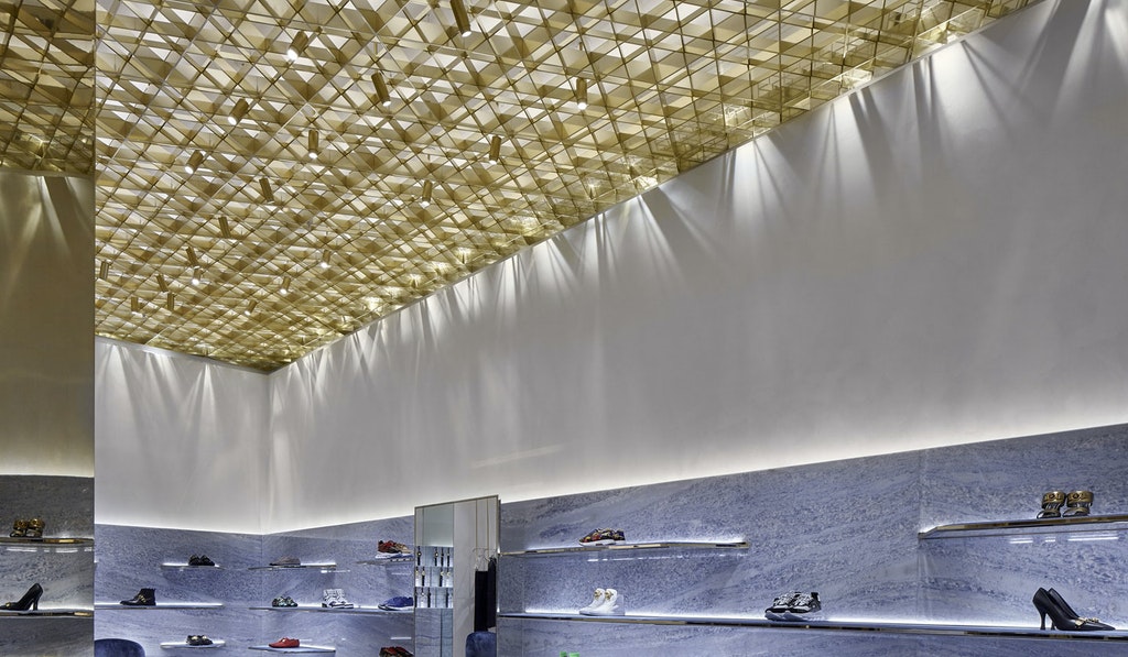 Versace Boutiques | Projects | Retailers | Flos