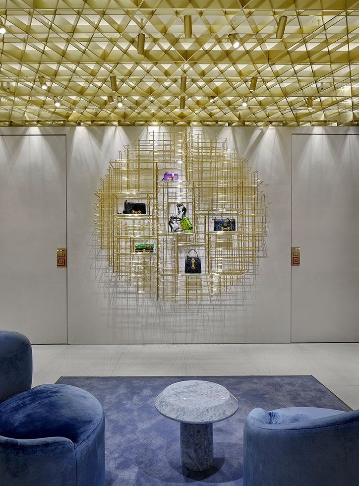 Versace Boutiques | Projects | Retailers | Flos