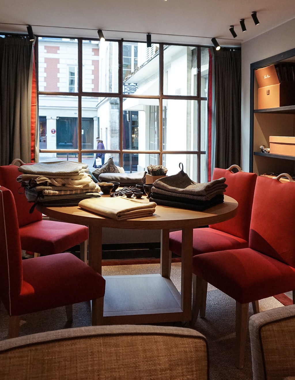 Flos Studios | Alexander Bellman | Flos