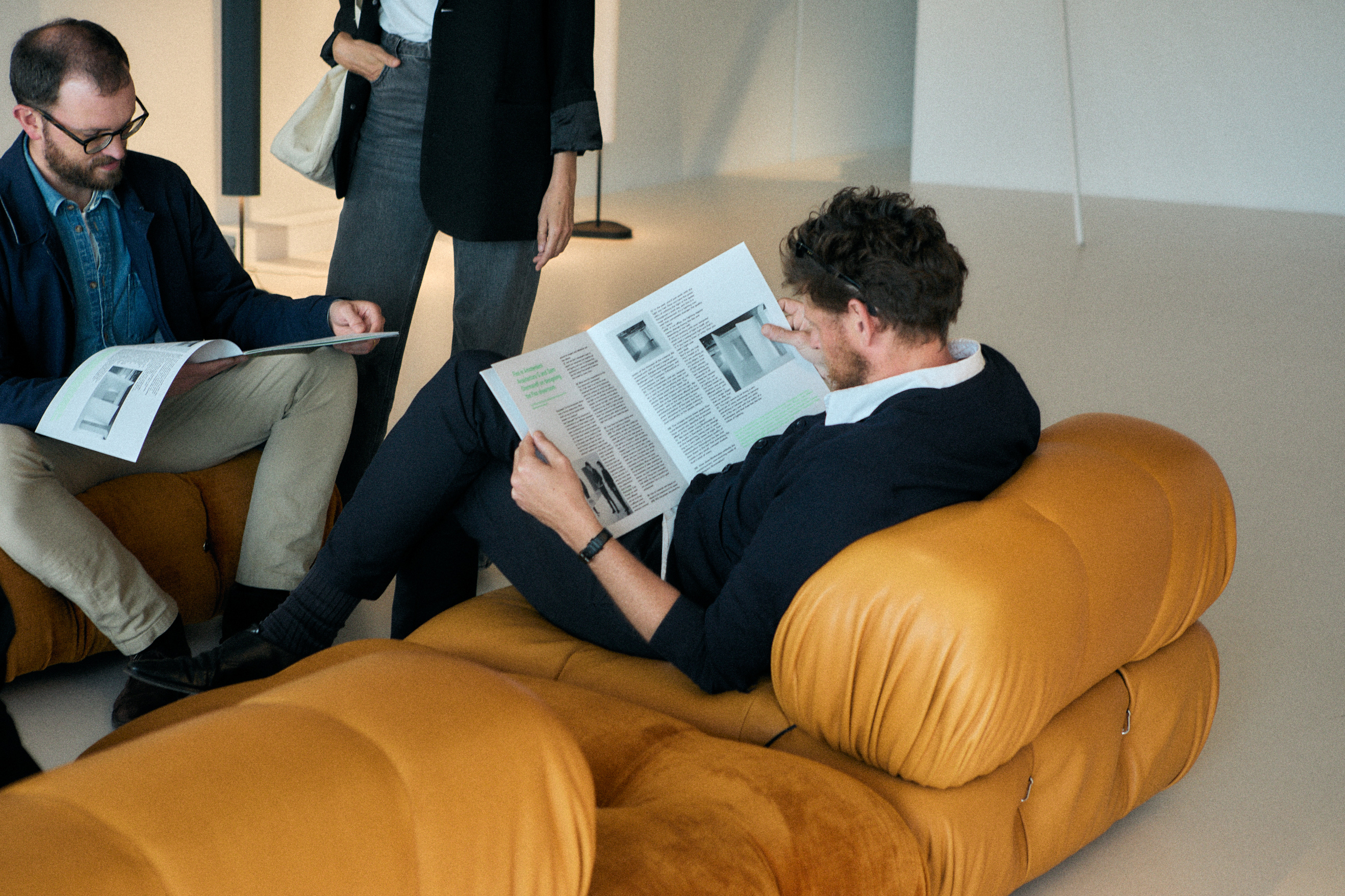 FLOS HOSTING AMSTERDAM